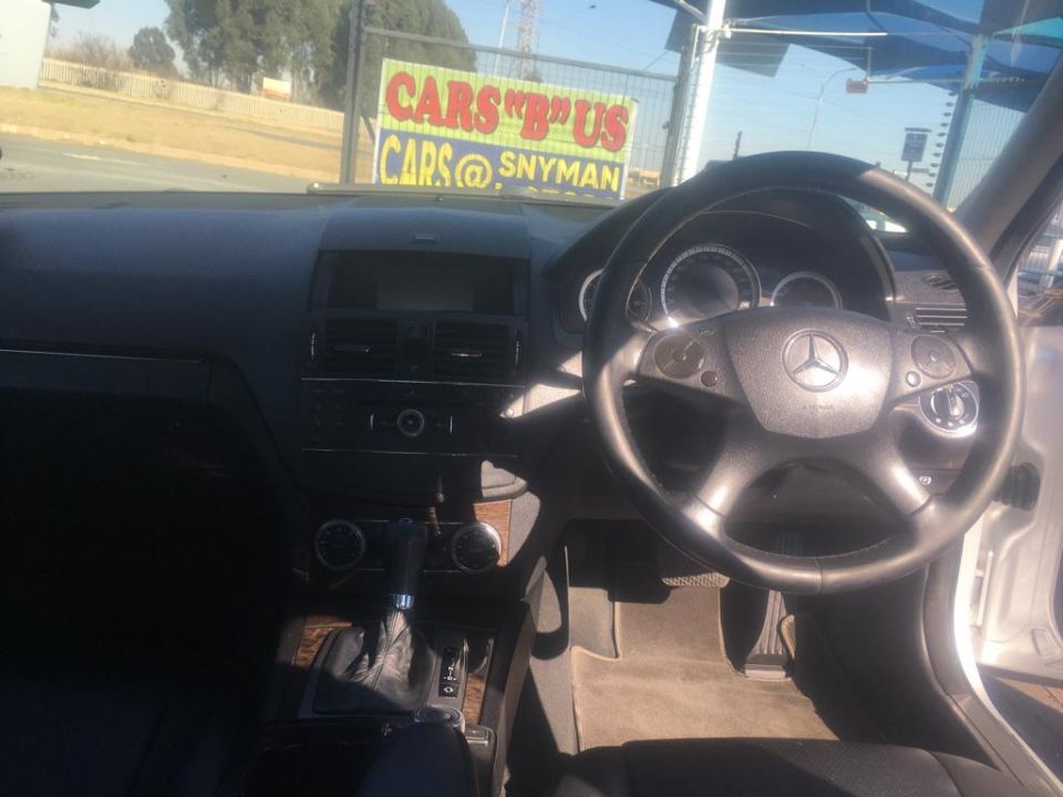 MERCEDES-BENZ C CLASS 2007 - 2014 C220 CDi CLASSIC A/T for sale in Roodepoort Roodepoort