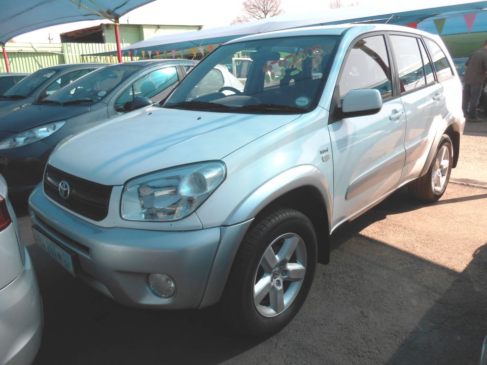 TOYOTA RAV 4 RAV4 200 5Dr for sale in Roodepoort Roodepoort