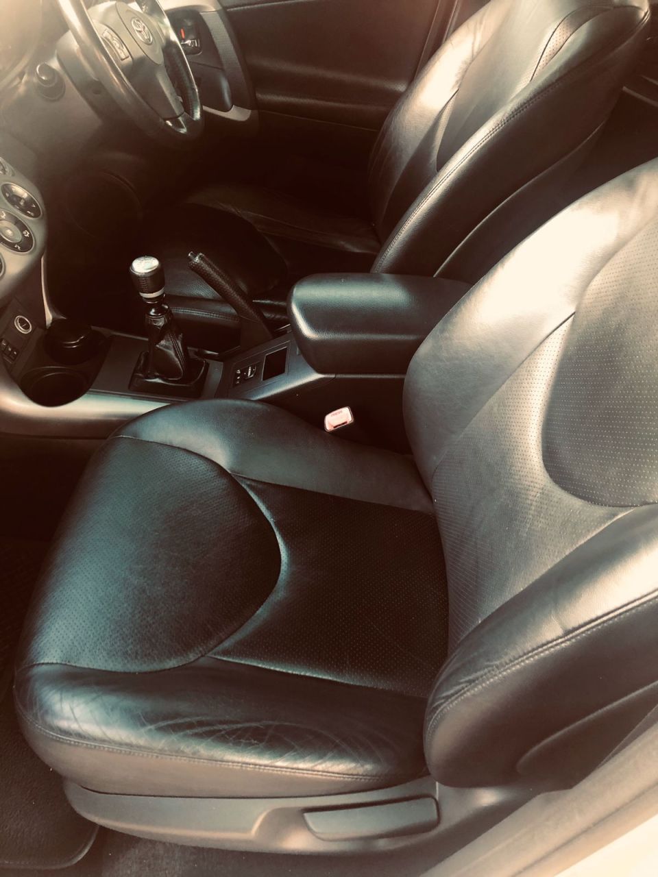 TOYOTA RAV 4 RAV4 2.2D-4D VX for sale in Roodepoort Roodepoort